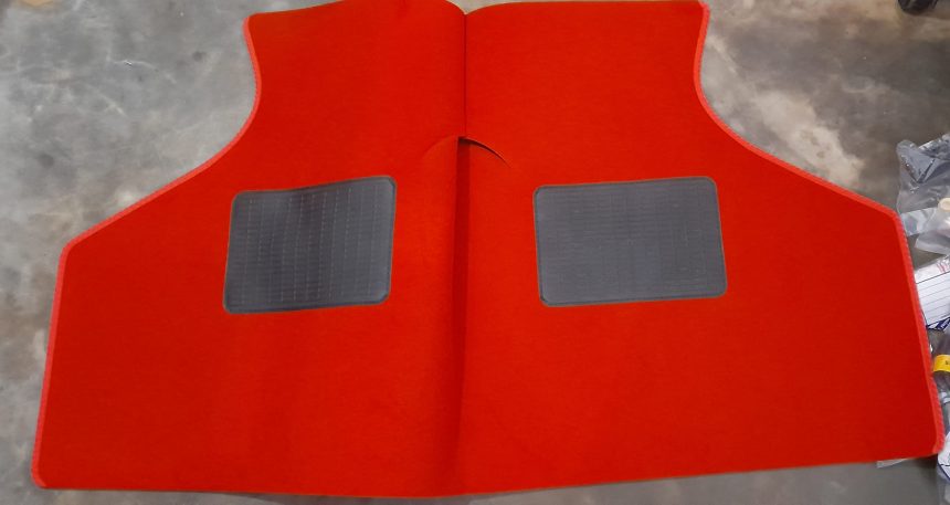 CARPET SET RED DE-LUXE BOUND EDGE – InnovONE MINI Spares