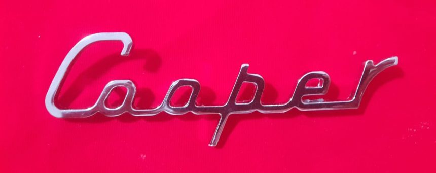 “Cooper” Boot Script MK1 Badge (H-9) – InnovONE MINI Spares